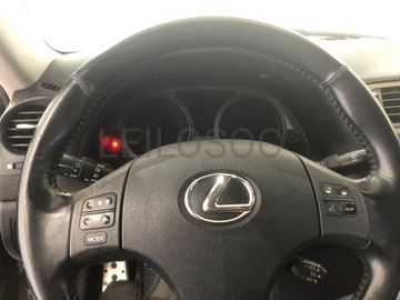 Lexus IS220D · Ano 2006
