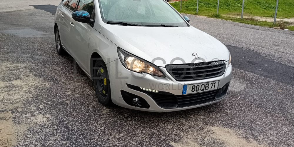 Peugeot 308 · Ano 2015