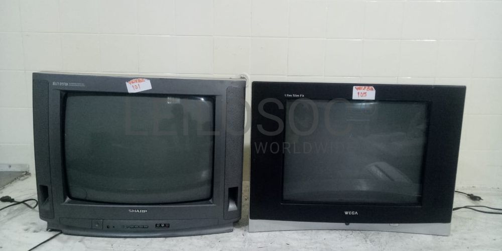 Televisores Sharp e Wega
