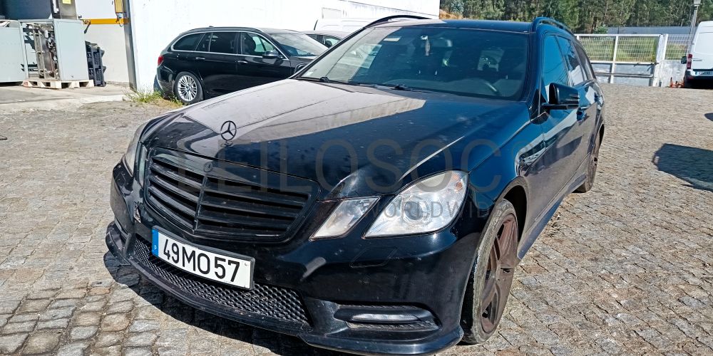 Mercedes-Benz E250 · Ano 2011