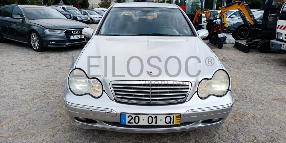 Mercedes-Benz C200 Kompressor · Ano 2000