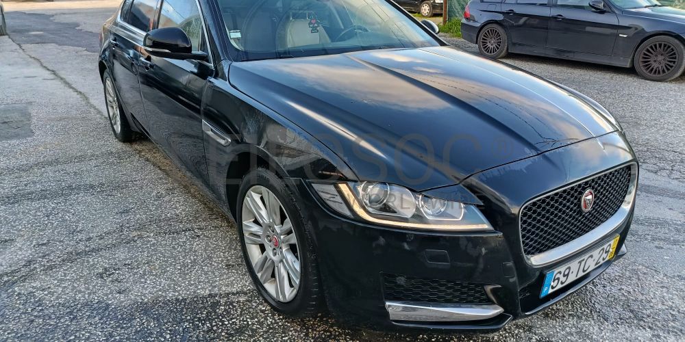 Jaguar XF Sedan · Ano 2017