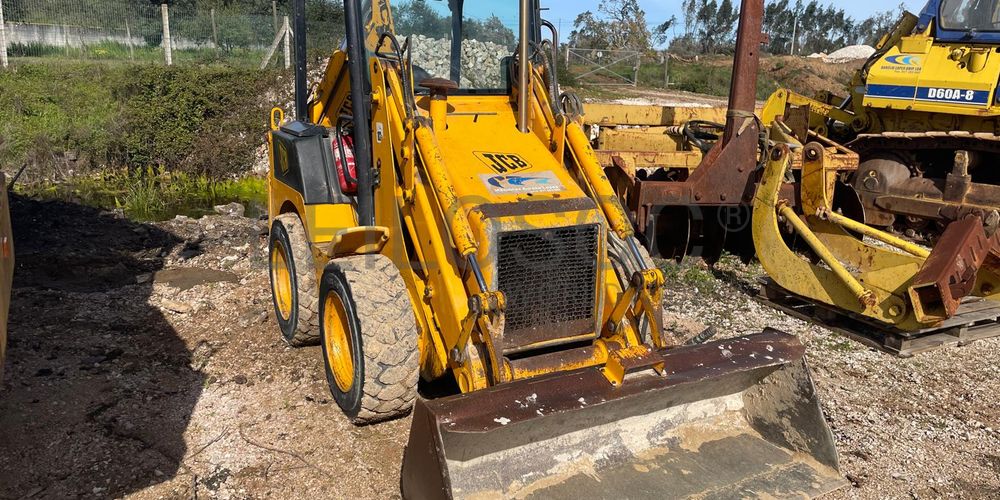 Mini Retroescavadora JCB 1CX · Ano 2002
